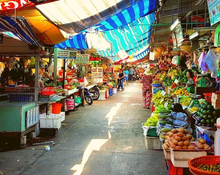 Chợ Bà Chiểu - Chia sẻ kinh nghiệm mua sắm, ăn uống "tẹt bô"