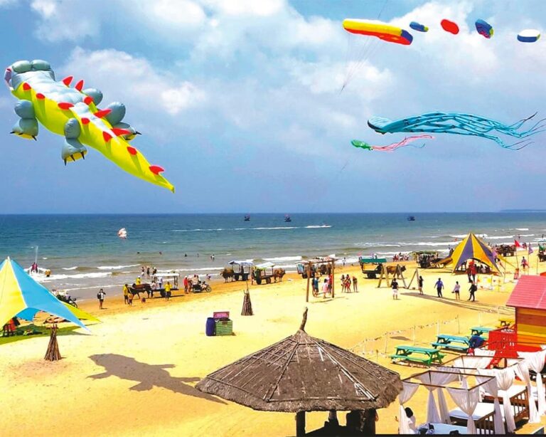 Có gì tại 4 bãi biển Lagi Bình Thuận làm say đắm khách gần xa?