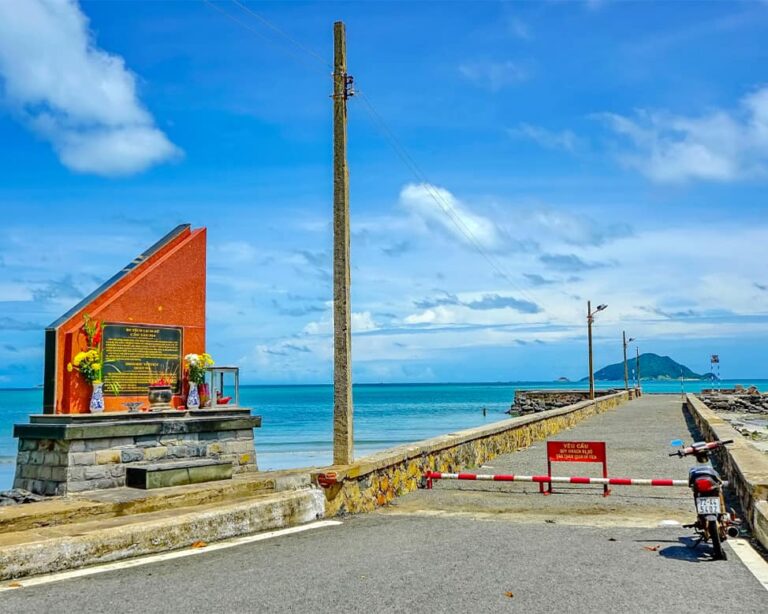 Về thăm nhà tù Côn Đảo, tìm hiểu những nét đẹp lịch sử của dân tộc