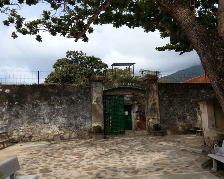 Về thăm nhà tù Côn Đảo, tìm hiểu những nét đẹp lịch sử của dân tộc